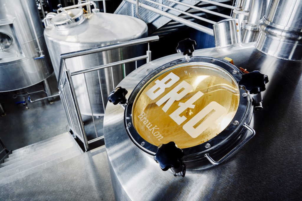 BRLO Berlin: 10 Jahre Craft-Bier, Kreativität und Gastfreundschaft ...