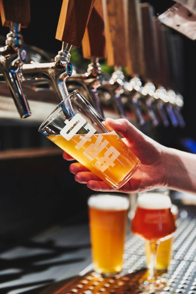 BRLO Berlin: 10 Jahre Craft-Bier, Kreativität und Gastfreundschaft ...